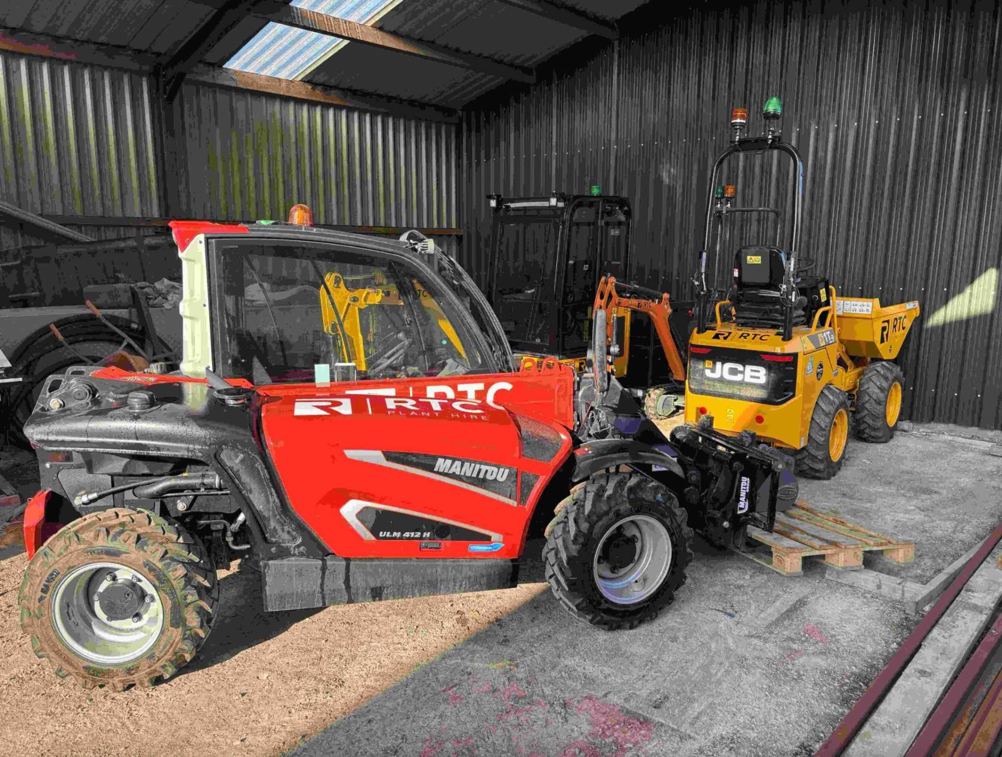 What can I hire a telehandler for? - RTC Plant Hire